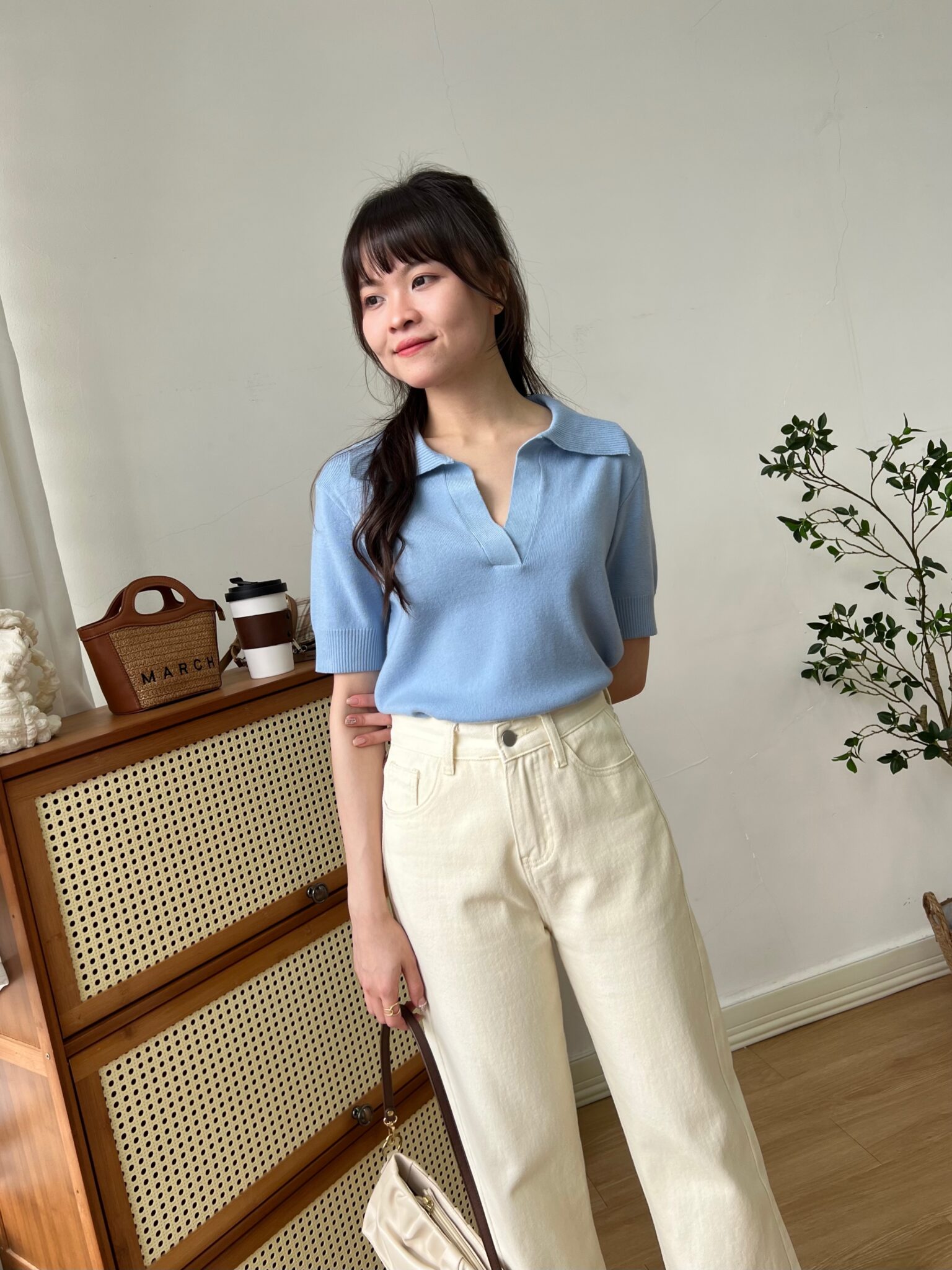 Leanne Top (Blue) - Beez Boutique