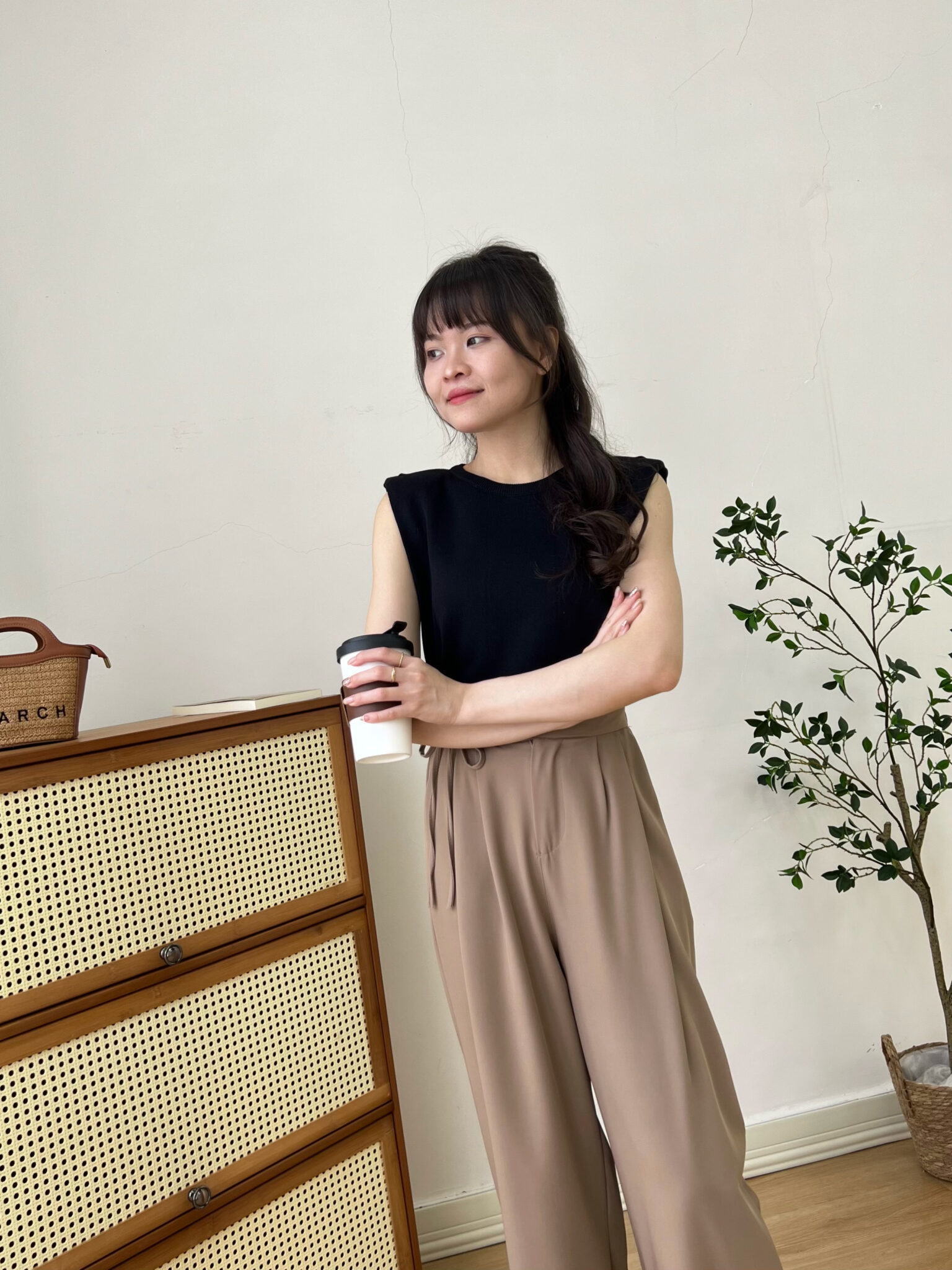 Lucie Top (Black) - Beez Boutique