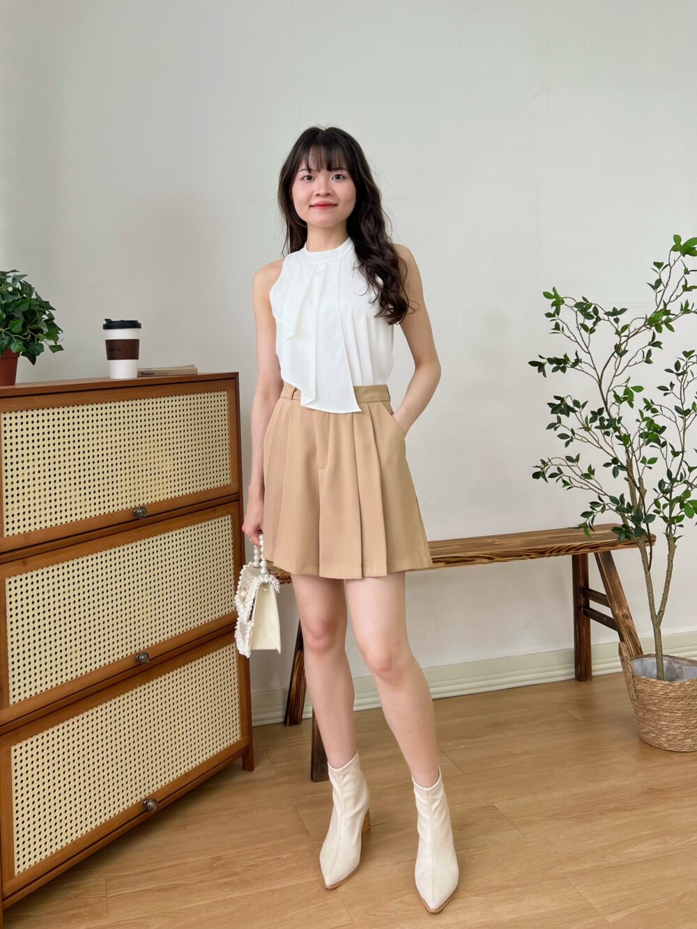 Dee Top (White) - Beez Boutique